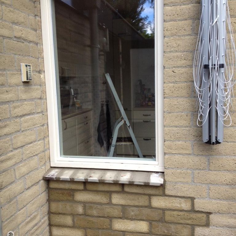 Raam in deur maken? Vind de juiste kozijnspecialist | Werkspot