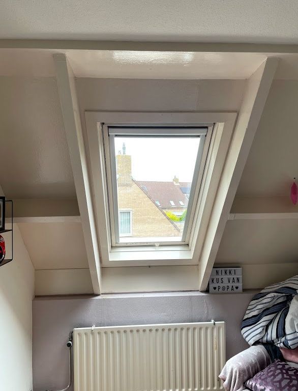 Velux ruit vervangen? Vind de juiste glaszetter | Werkspot