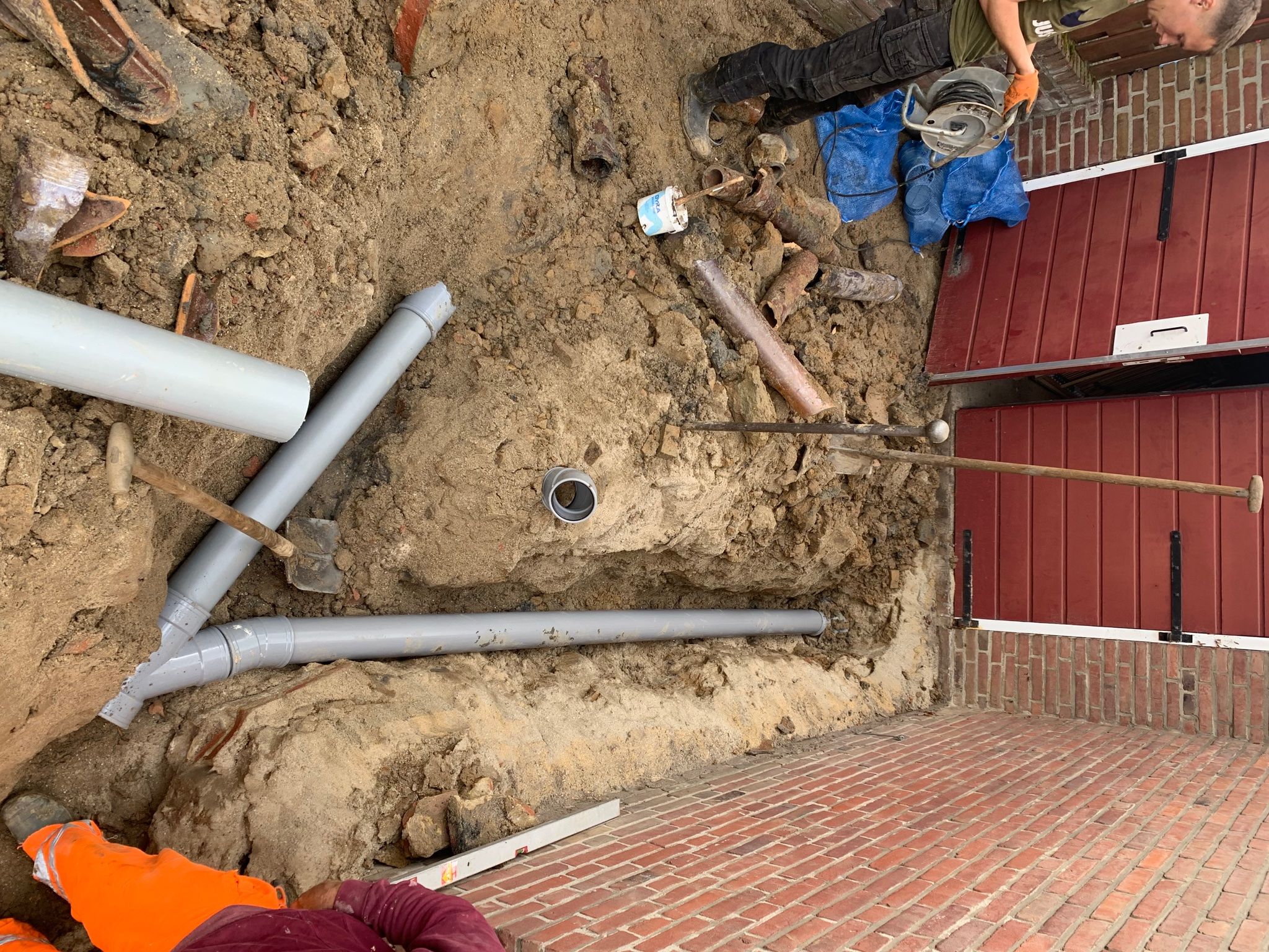 Waterleiding en riolering: Oude riool buis vervangen; Riool - Werkspot