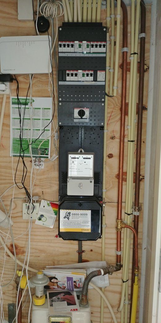 Meterkast aanpassen: krachtgroep en extra groep bijplaatsen - Werkspot