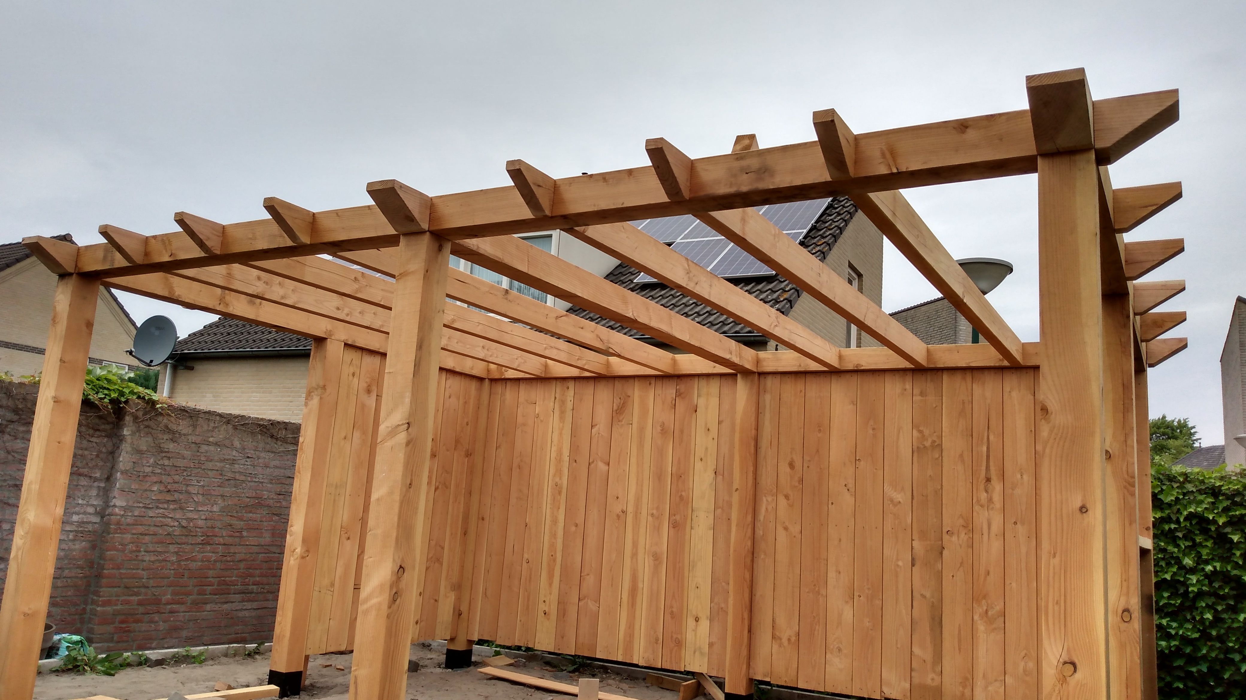 Dakrenovatie: Dak installeren op een nieuwe constructie; Plat dak ...