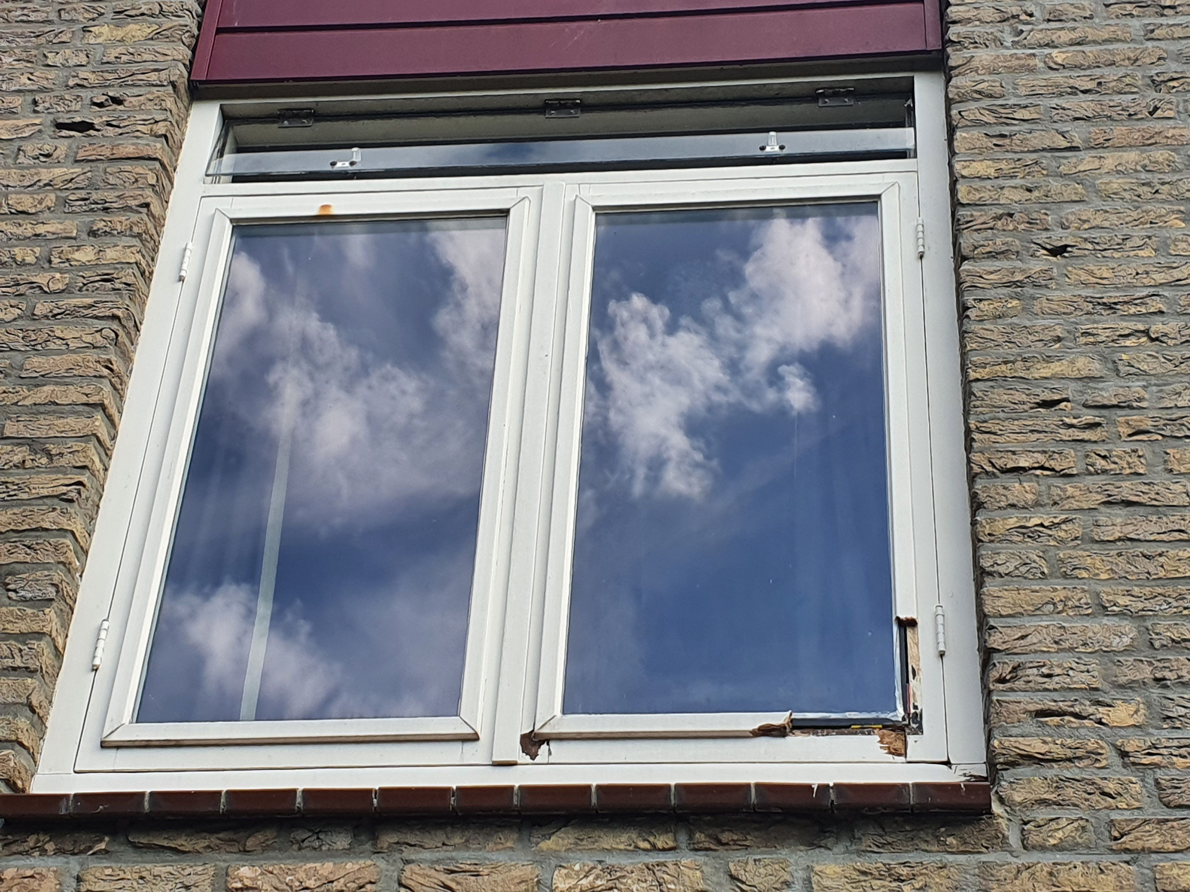 Raamkozijnen repareren: 2 ramen; Kozijn, Sponning - Werkspot