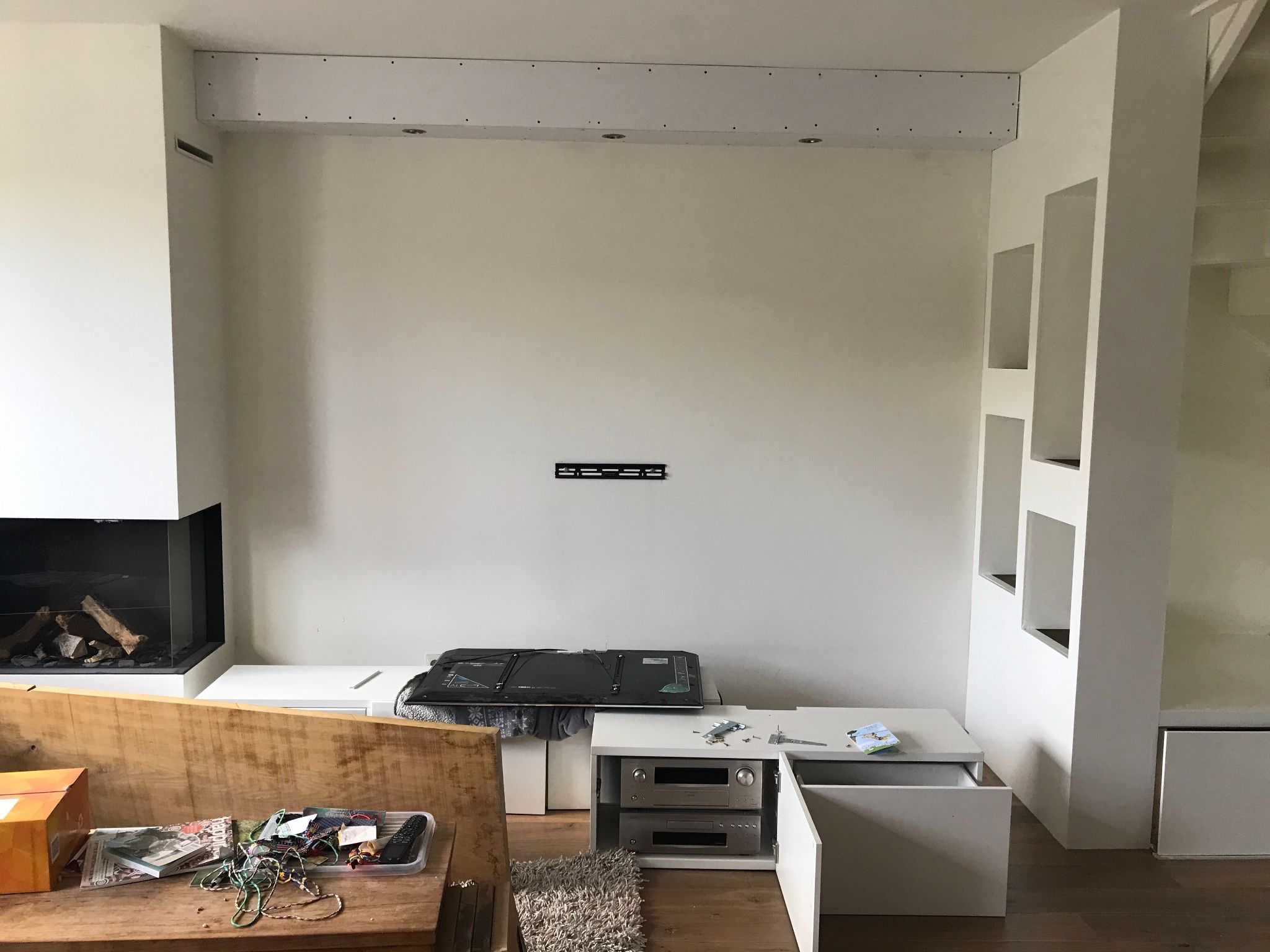 Tv Kabel goot in muur frezen - Werkspot