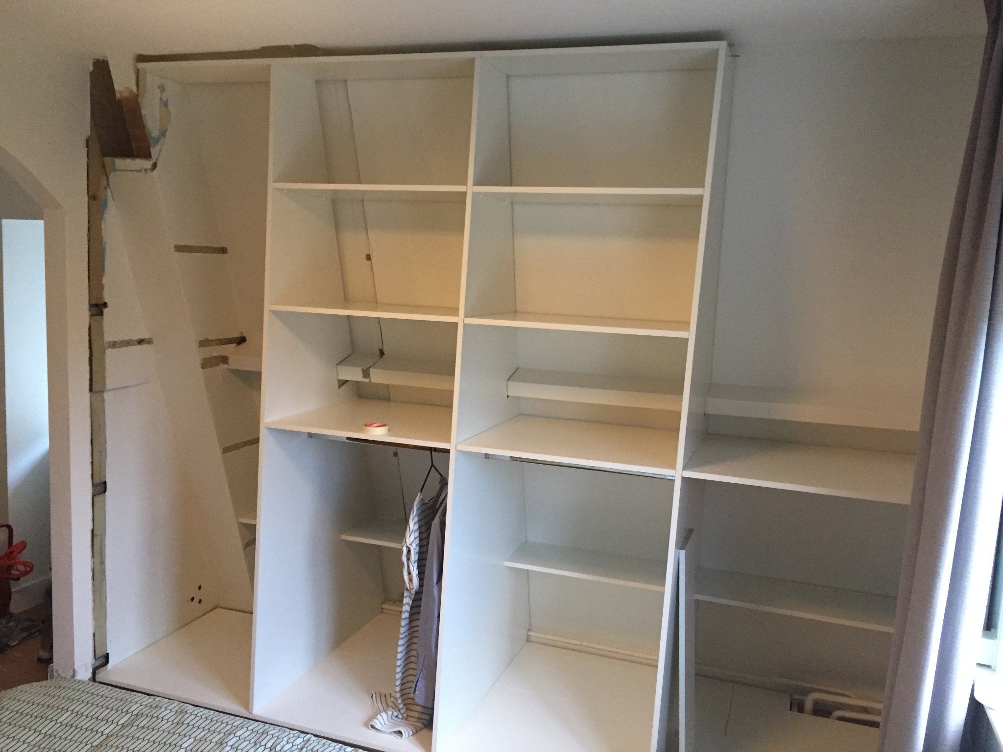 Inbouwkast maken en plaatsen (met schuifdeuren) - Werkspot