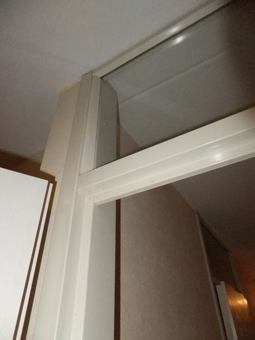 Nieuwe (metalen) deurpost - Werkspot