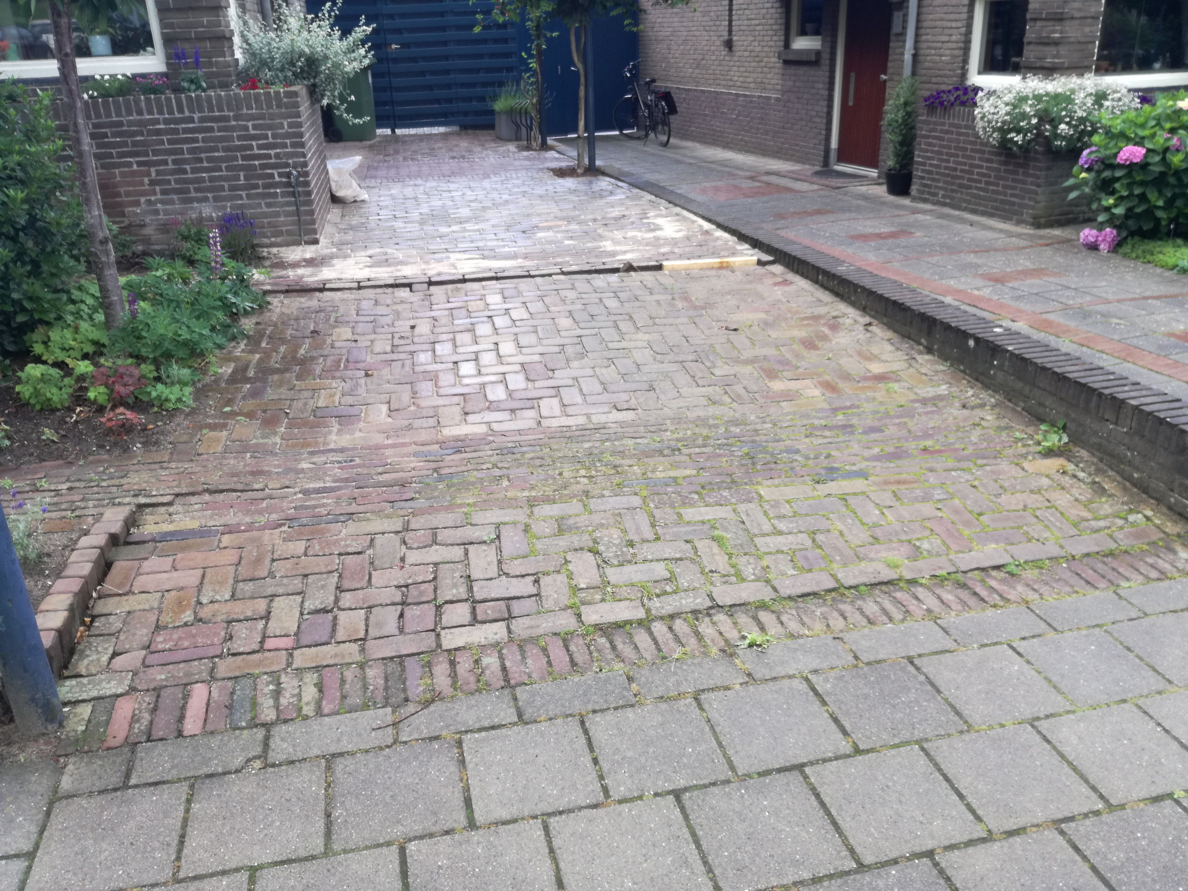 Bestrating: 12 m2; Oprit; Klinkers - Werkspot