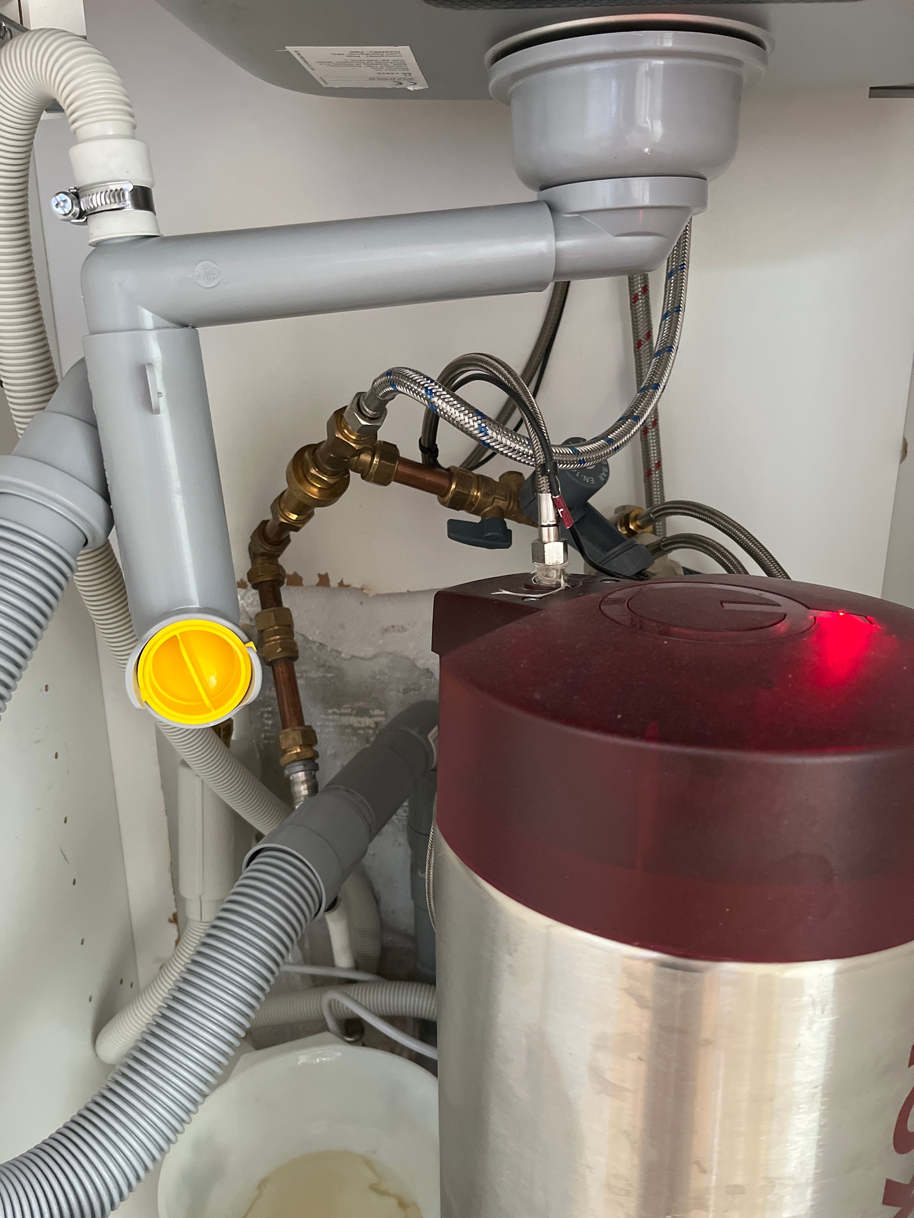 Waterleiding en riolering: Spoelbak en vaatwasser aansluiten; Wasta ...