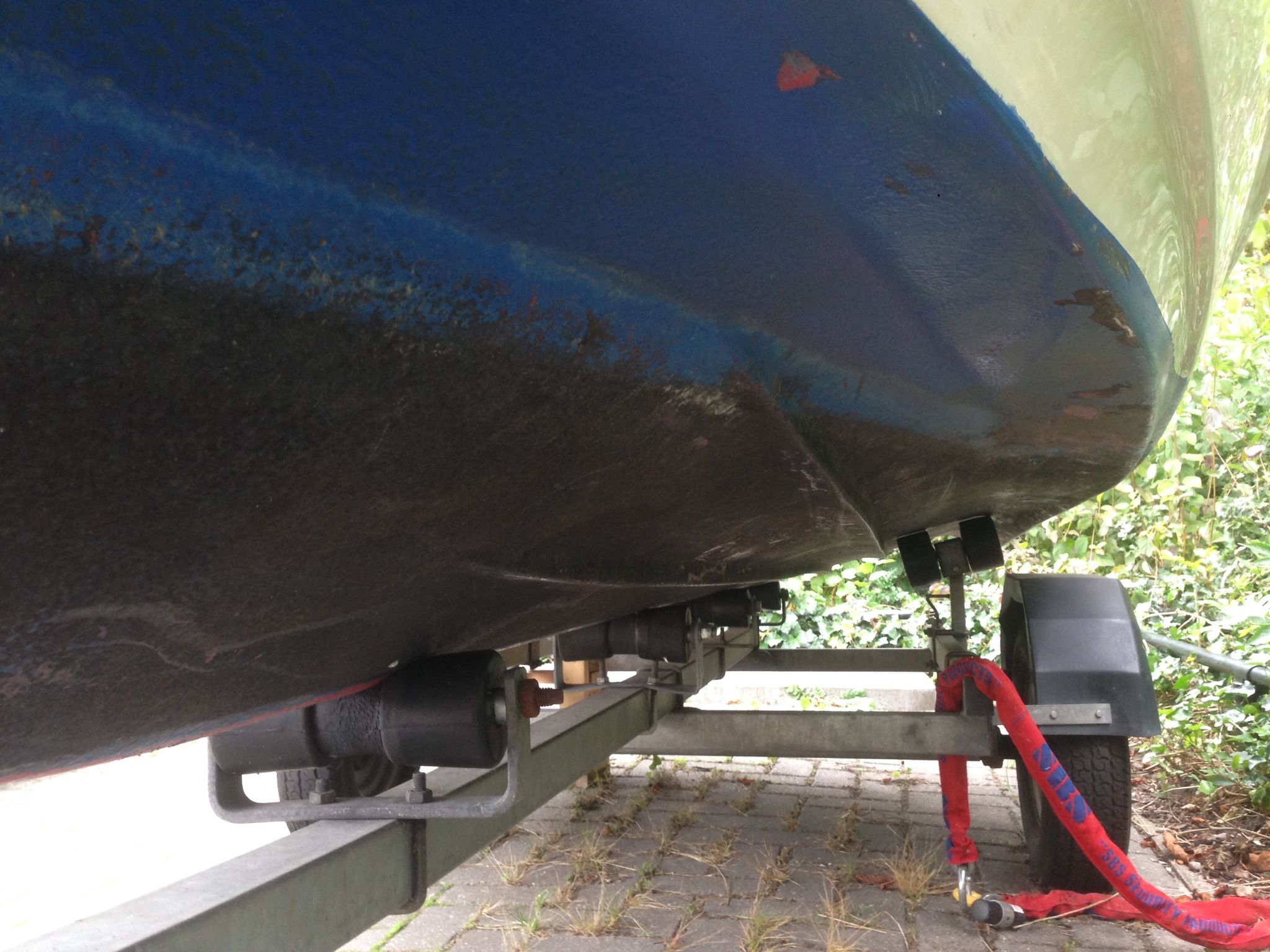 Onderkant boot schuren / schilderen - Werkspot