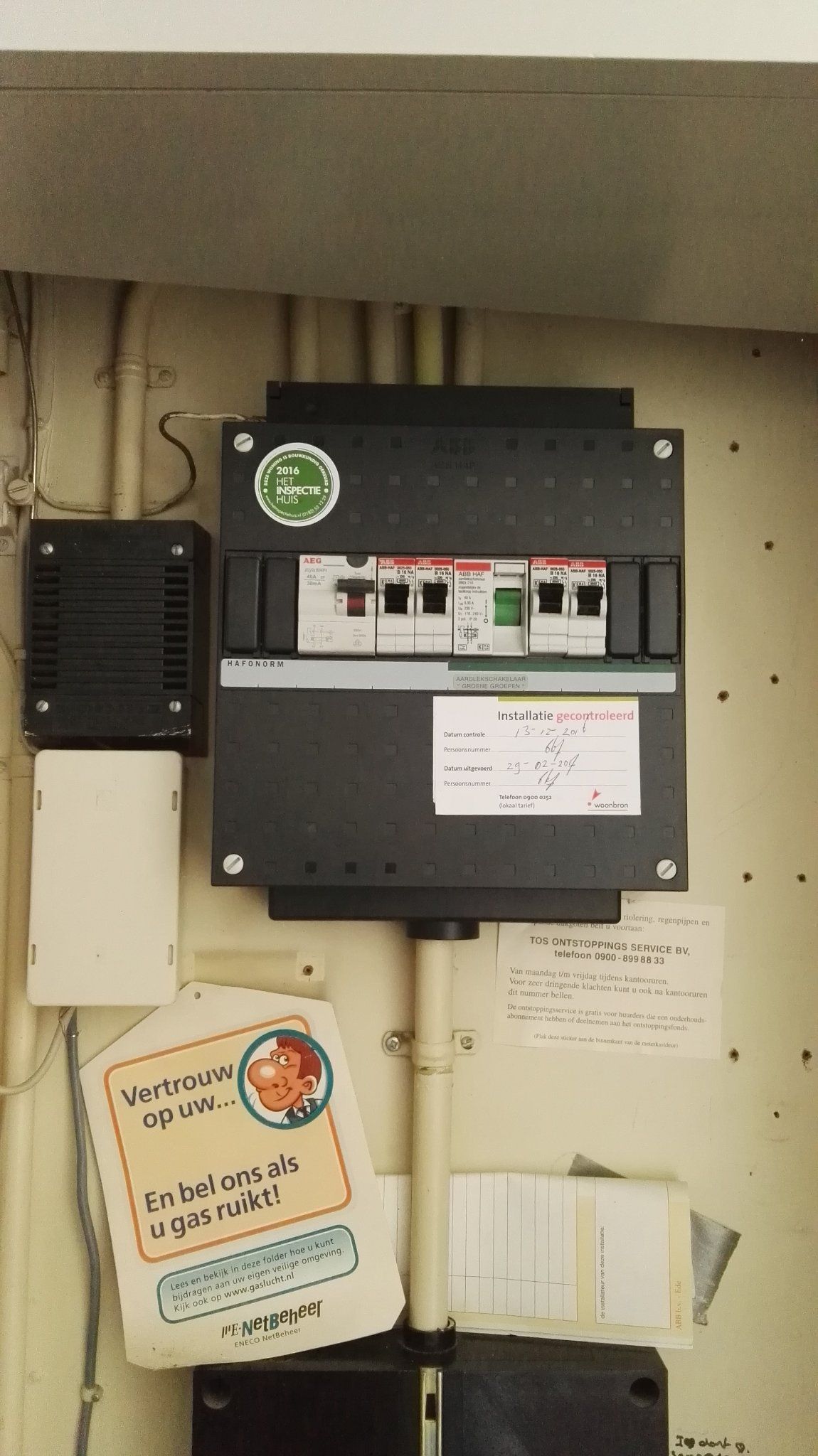 Stopcontact in meterkast maken - Werkspot