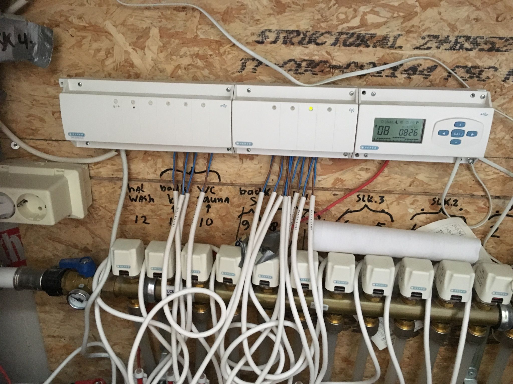 Vloerverwarming zoneregeling Henco afstellen - Werkspot