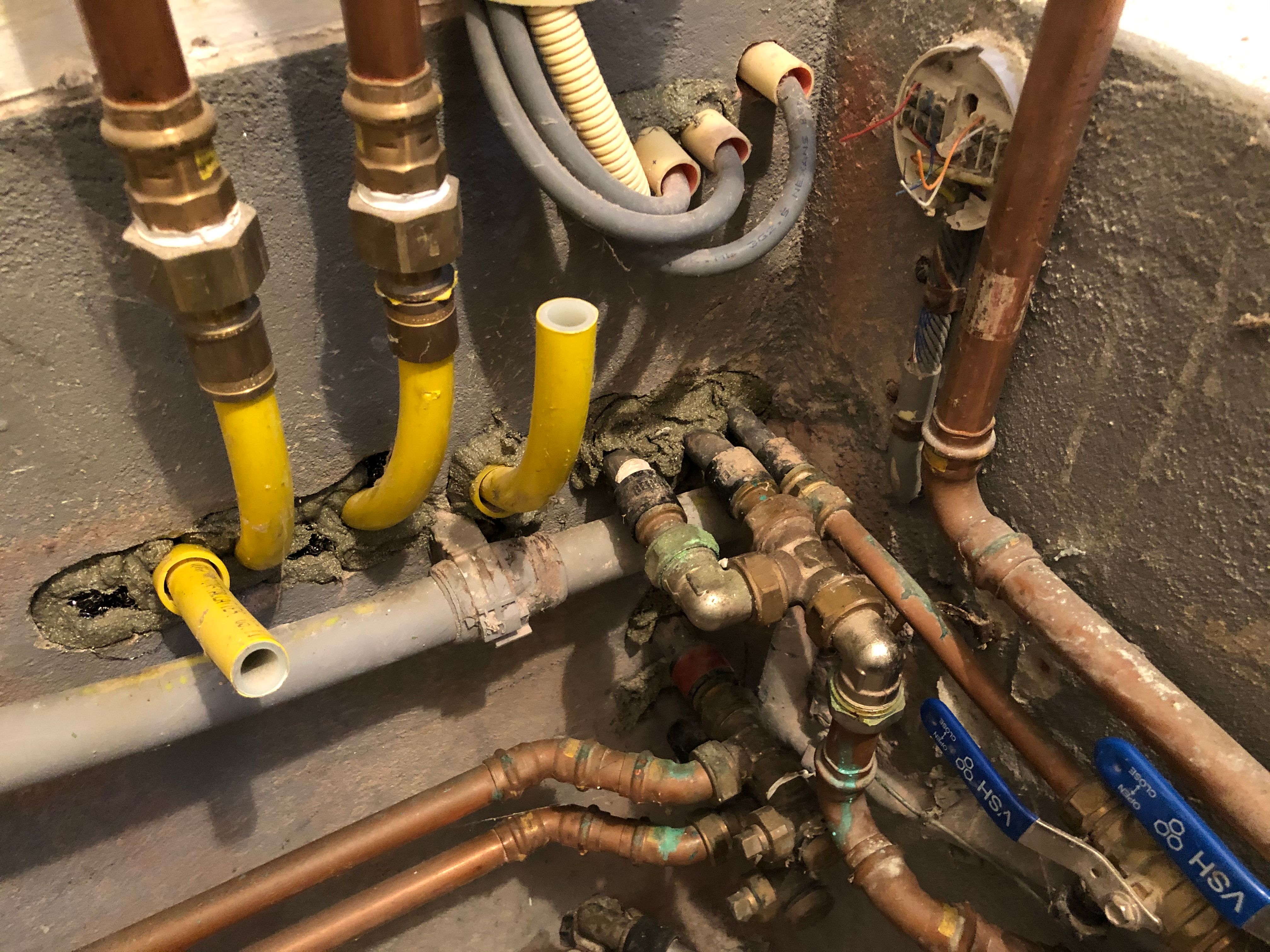 Waterleiding en riolering: Nieuwe leiding aanleggen; Loden leiding ...